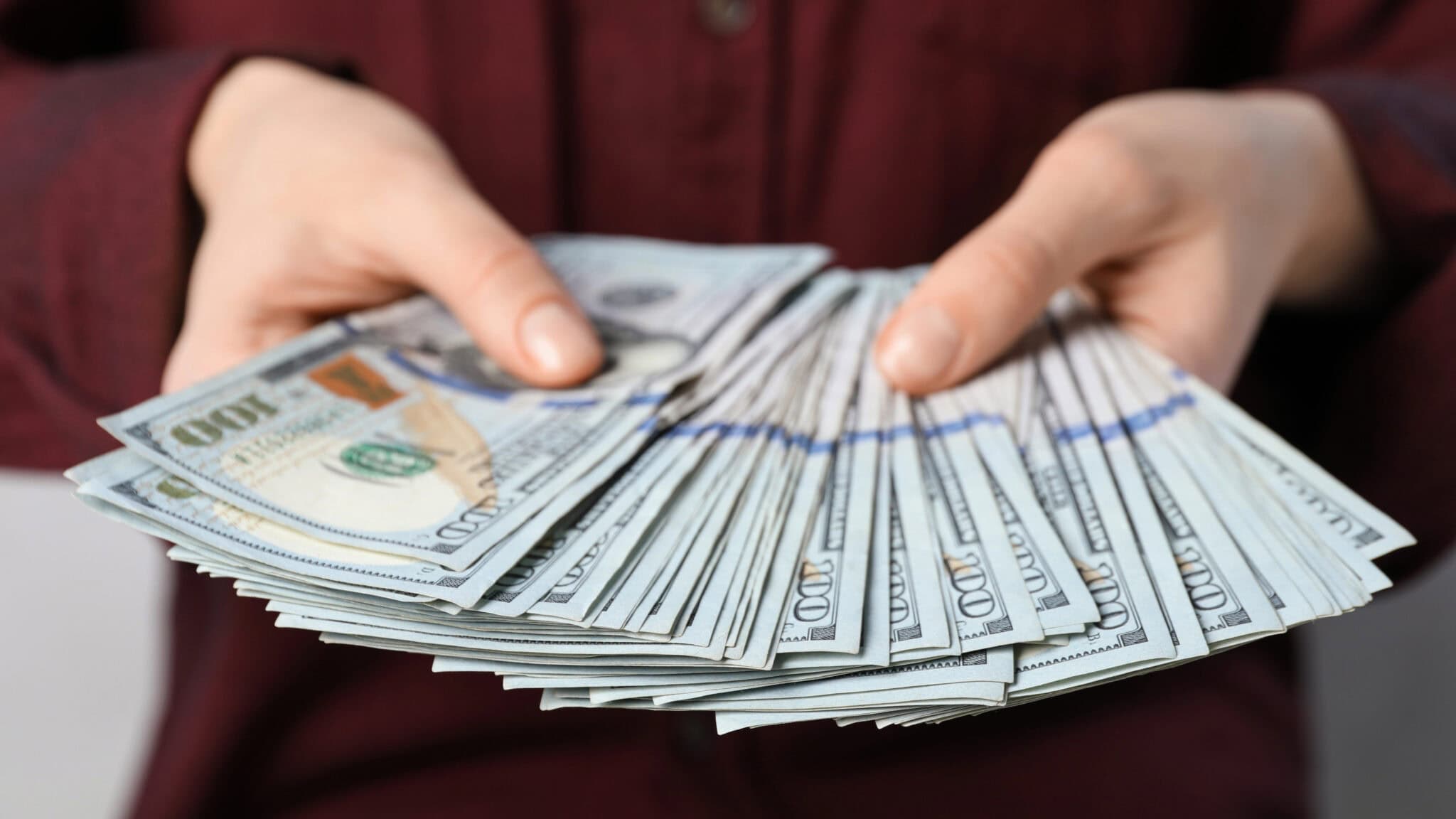 What Is The Right Amount Of Physical Cash You Should Keep at Home For ...