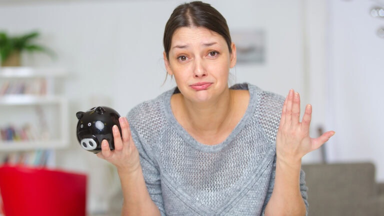 17 Harsh Realities of Being Poor That Most People Never See - Dad is FIRE