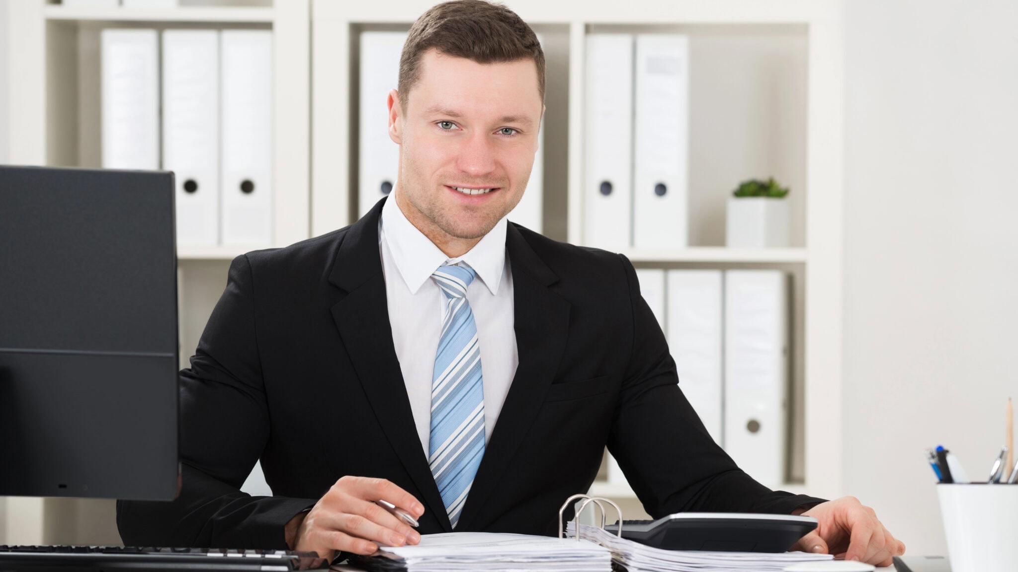 24 Boring Jobs That Pay Surprisingly Well - Dad is FIRE