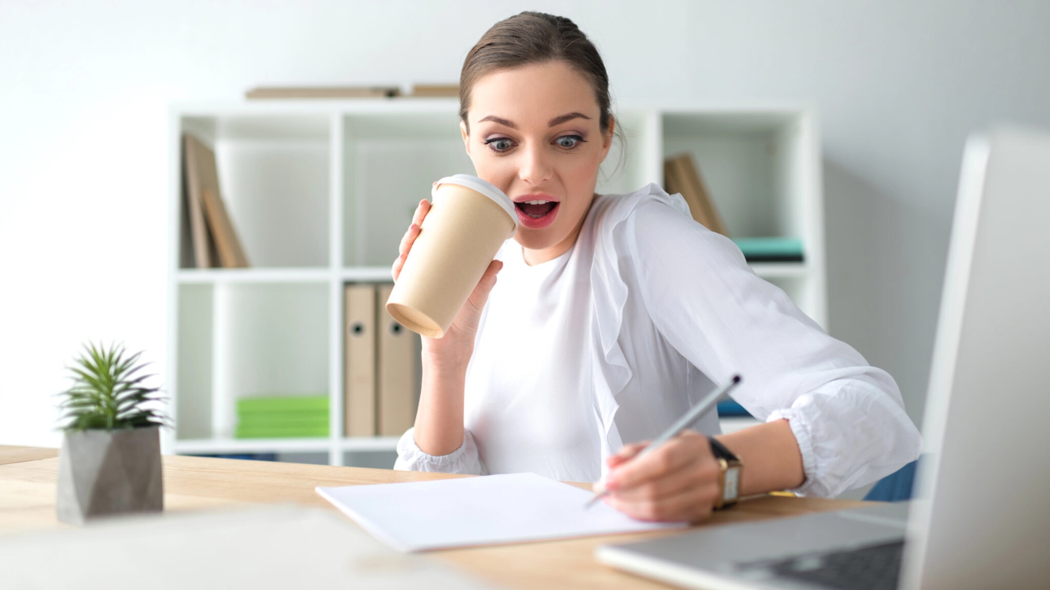 25 Job Search Strategies to Get Hired Fast and Land Your Next Job - Dad ...