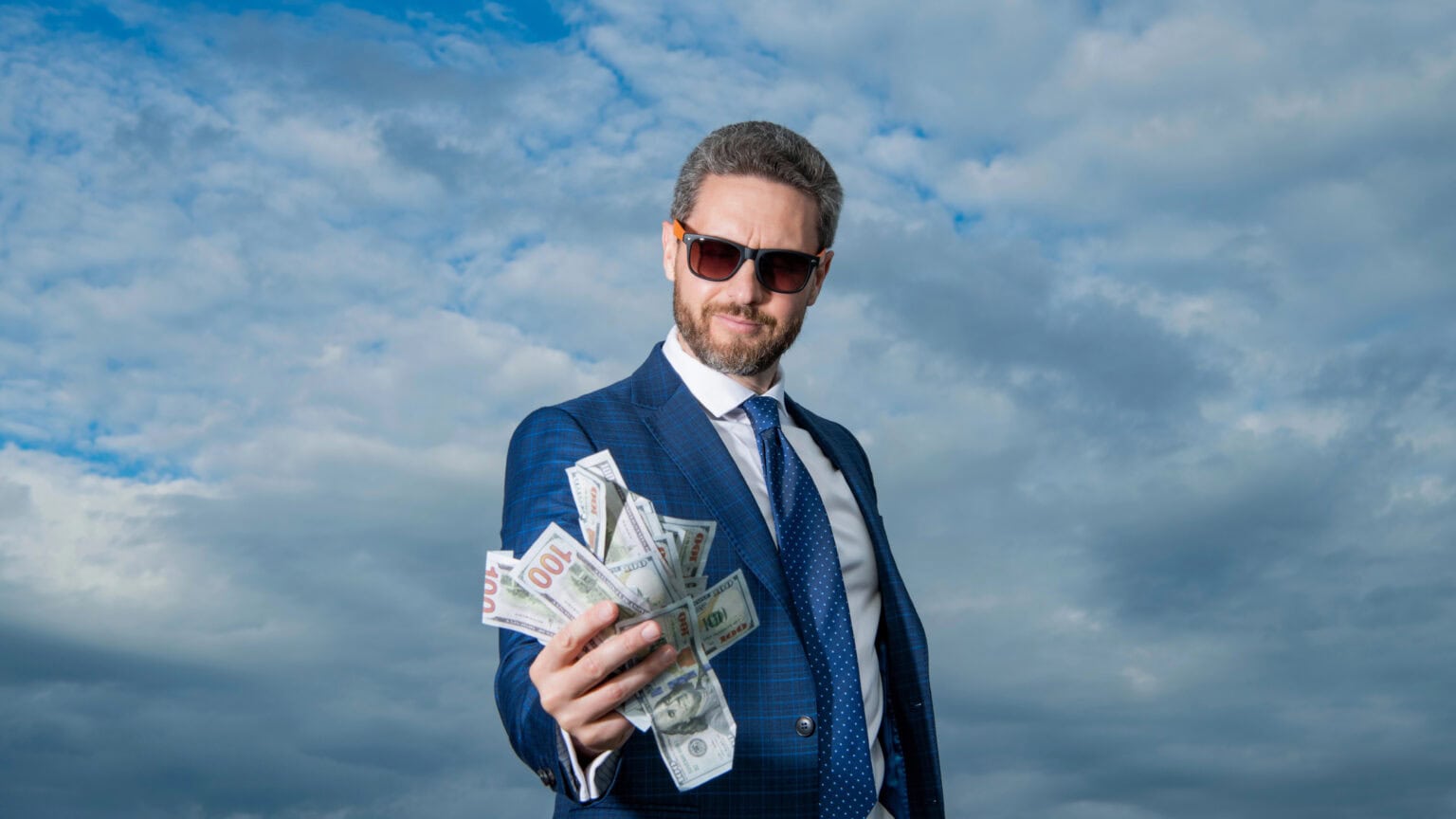 20 Expensive Things Rich People Waste Money On (That Aren’t Worth It ...