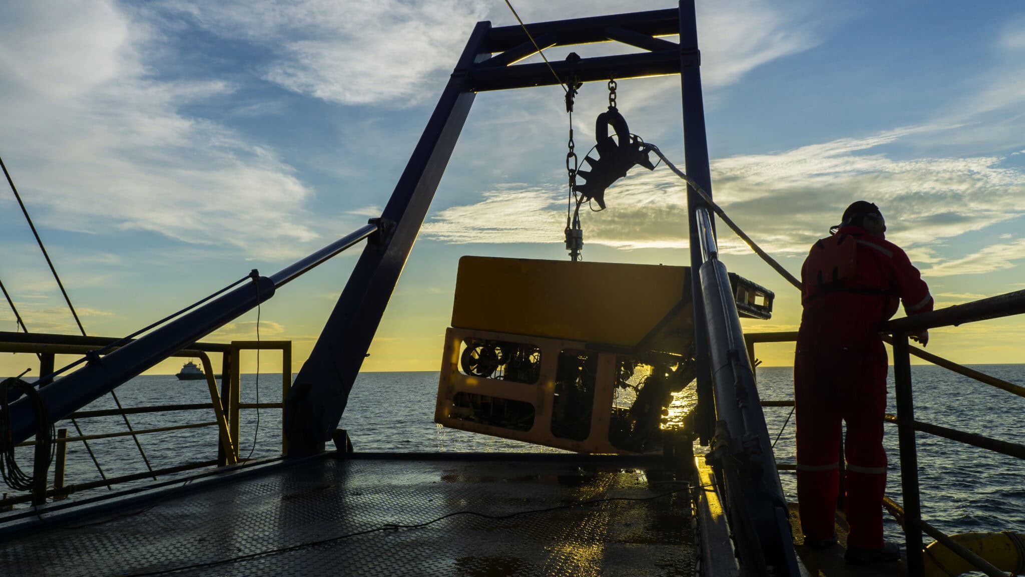 15 Isolated Jobs That Pay Over $100K and Attract Few Applicants - Dad ...