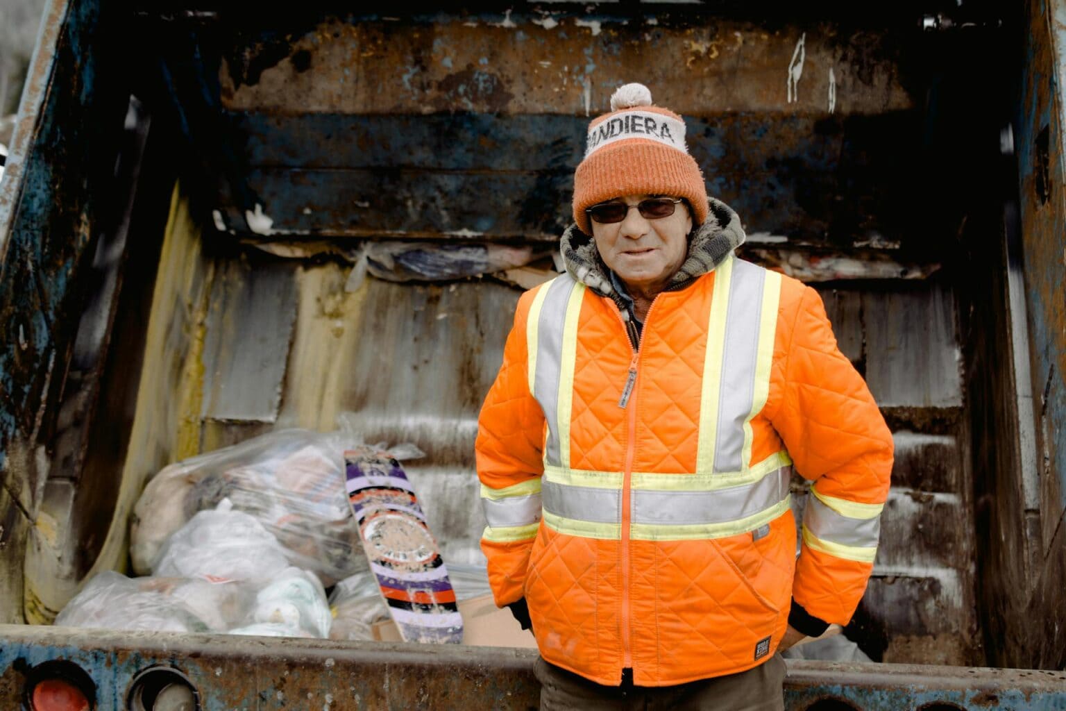 16 Dirty Jobs That Can Pay $100K or More - Dad is FIRE